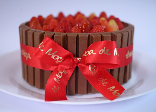 Torta Kit Kat de Morango – Baba de Moça